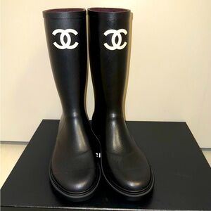 CHANEL | Shoes | Chanel Rubber Rain Boots With Cc Logo 4 Black | Poshmark